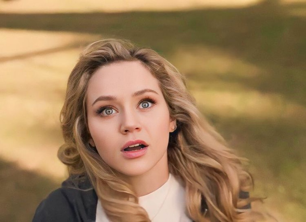 Picture of Brec Bassinger