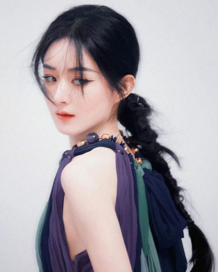 Picture of Liying Zhao