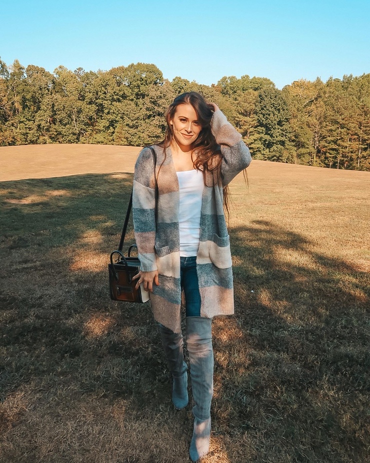 Caitlin Beadles picture