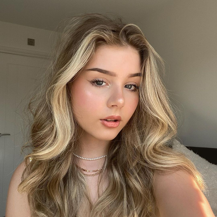 Picture of Darcey Angel