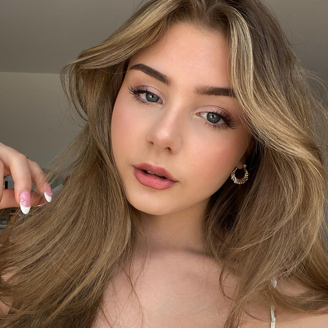 Picture of Darcey Angel