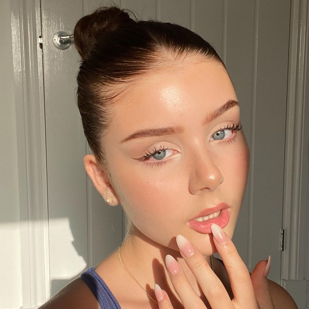 Picture of Darcey Angel