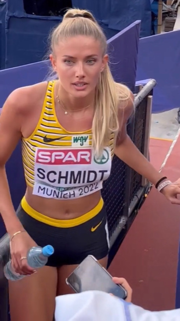 Picture of Alica Schmidt