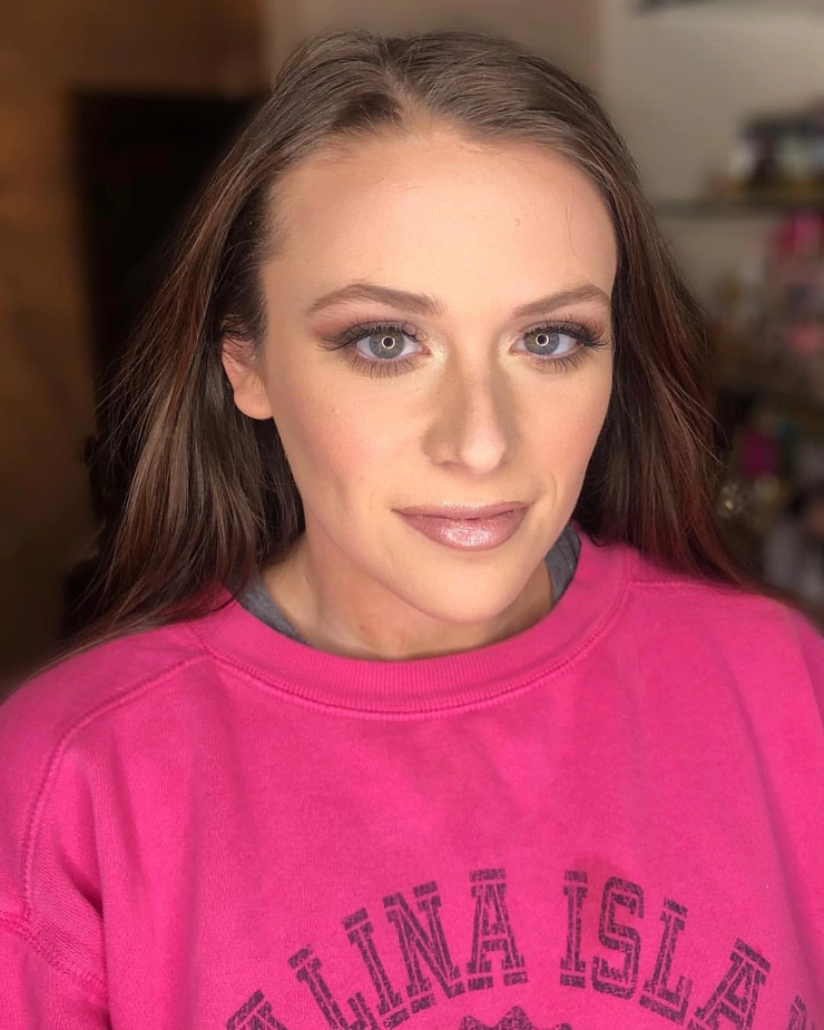 Picture of Caitlin Beadles