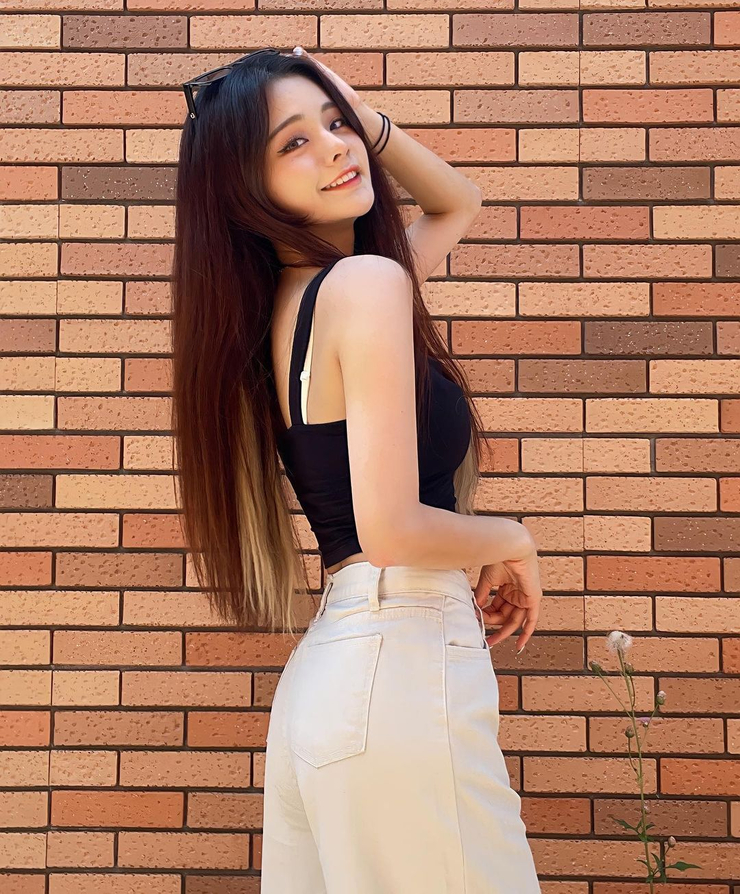 Picture of Kelly Kim