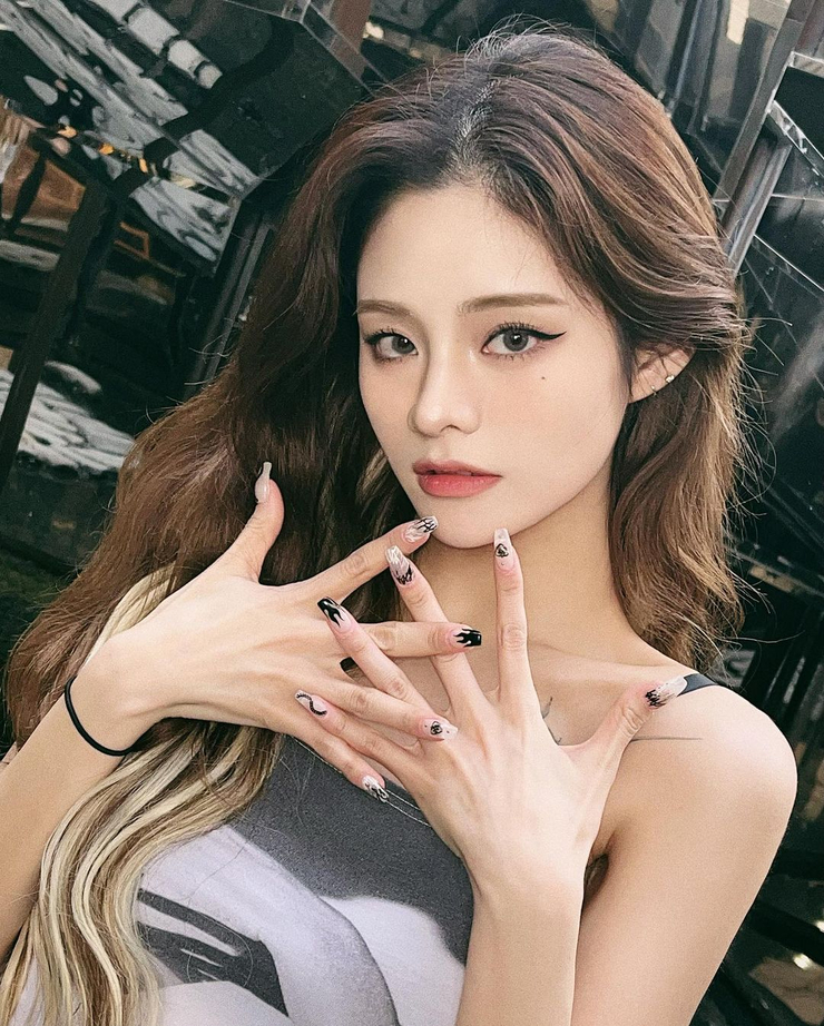 Picture of Kelly Kim