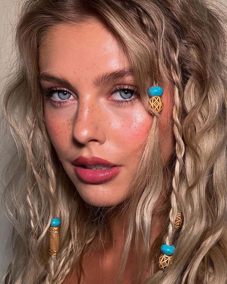 Picture of Alexa Breit