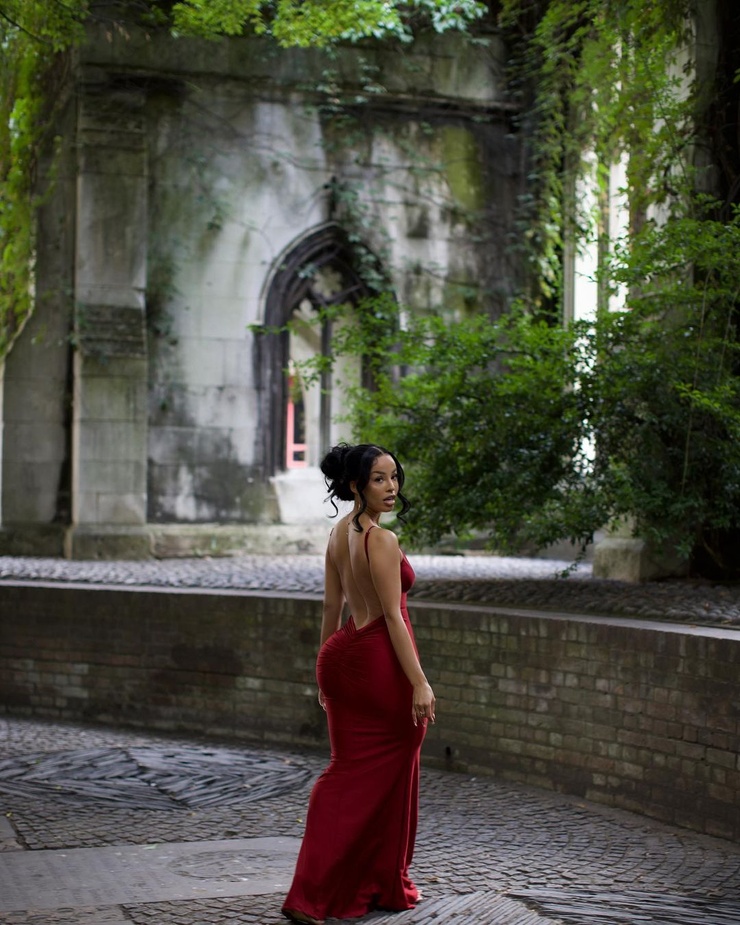 Nakita Johnson image