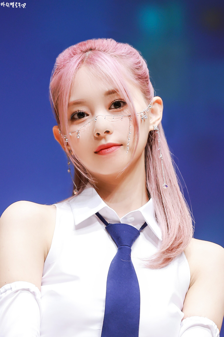 Chou Tzu-yu (Tzuyu) picture