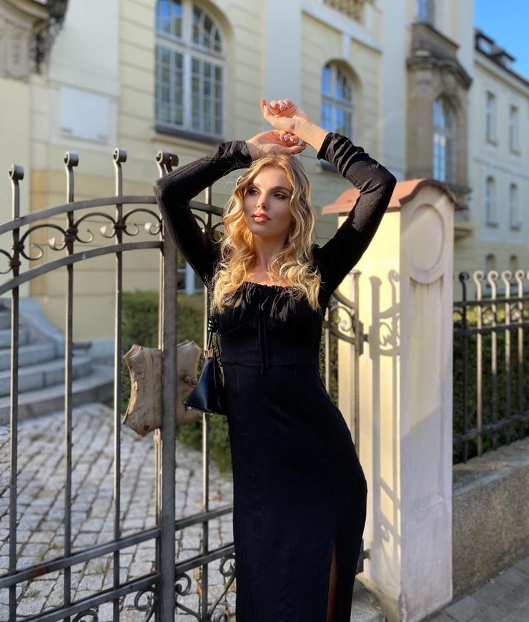 Angela Jurkowianiec picture