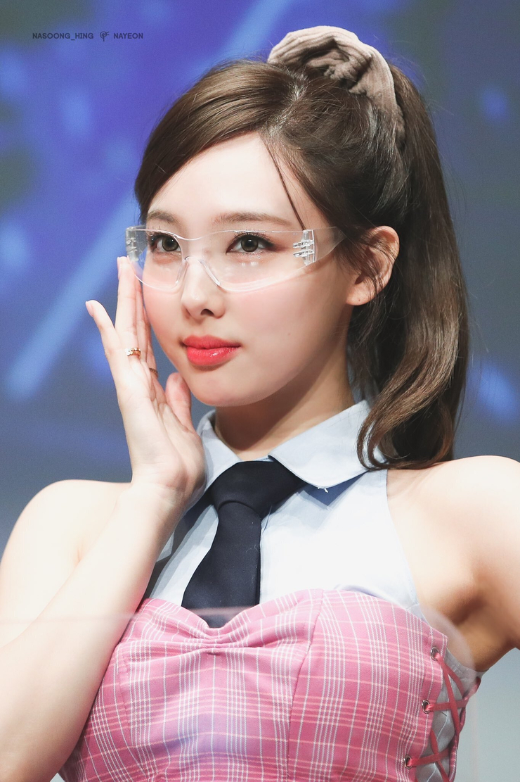 Picture of Im Nayeon