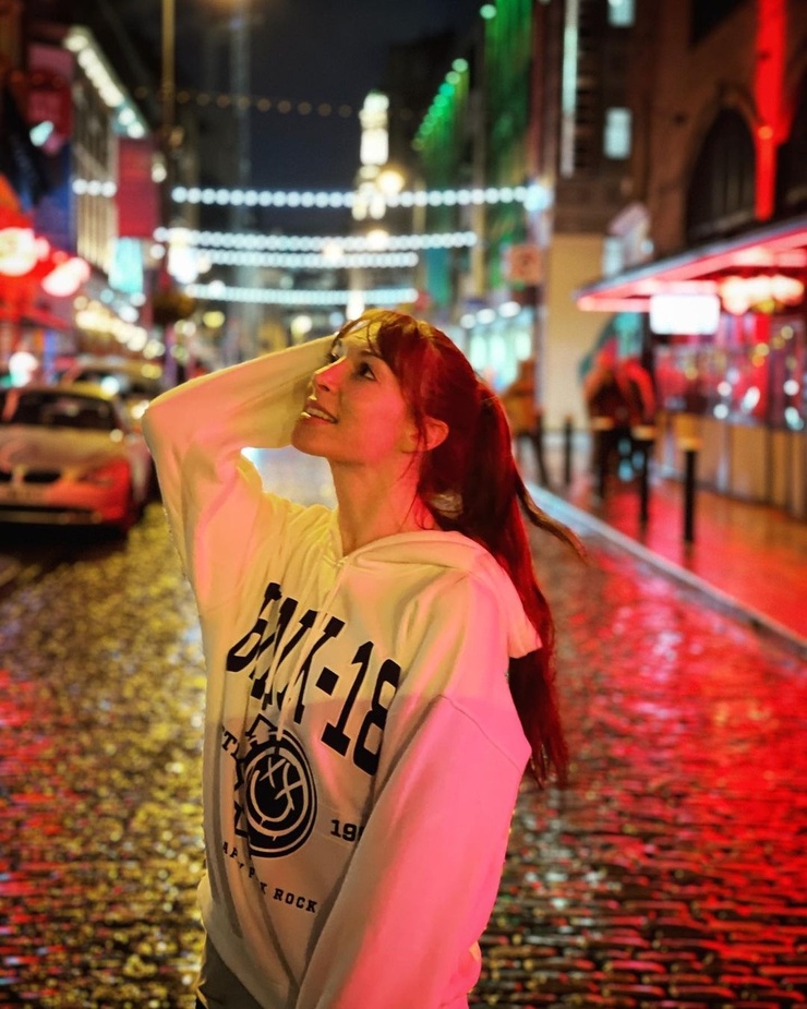 Image of Lisa Foiles