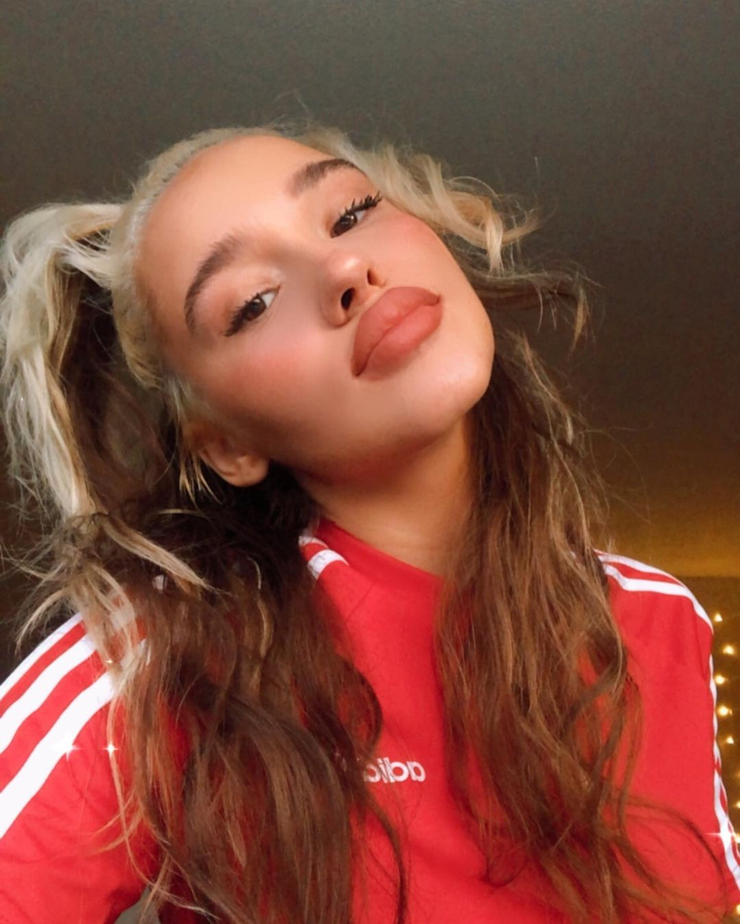 Picture of Emma Louise Webb