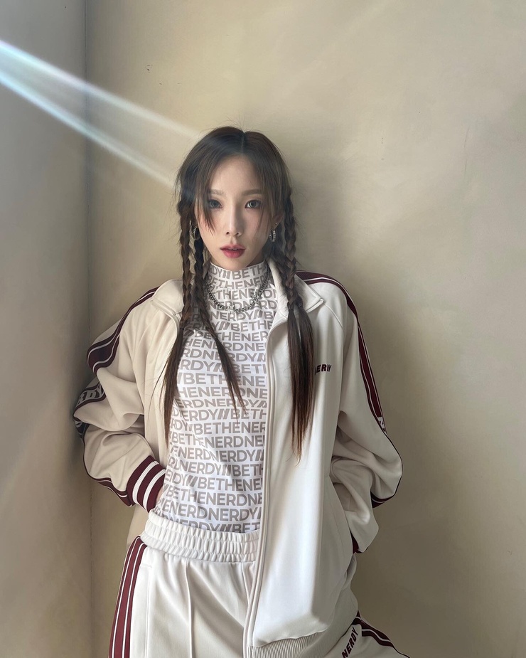 Taeyeon image