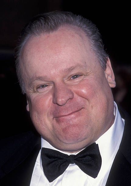 Picture of George Dzundza