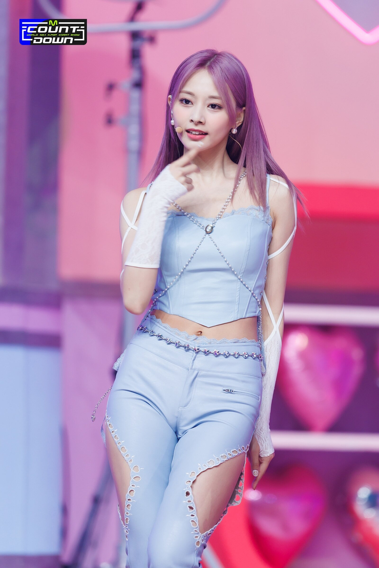 Picture of Chou Tzu-yu (Tzuyu)