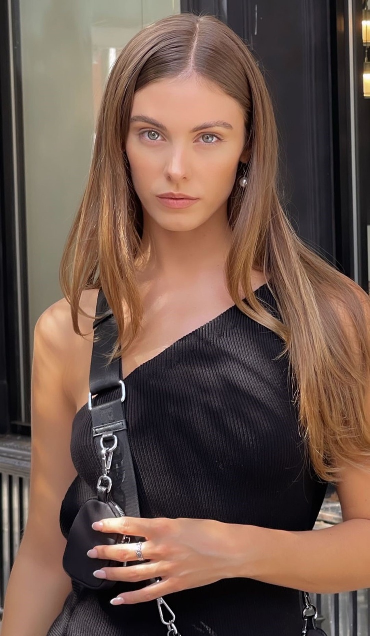 Carmella Rose picture