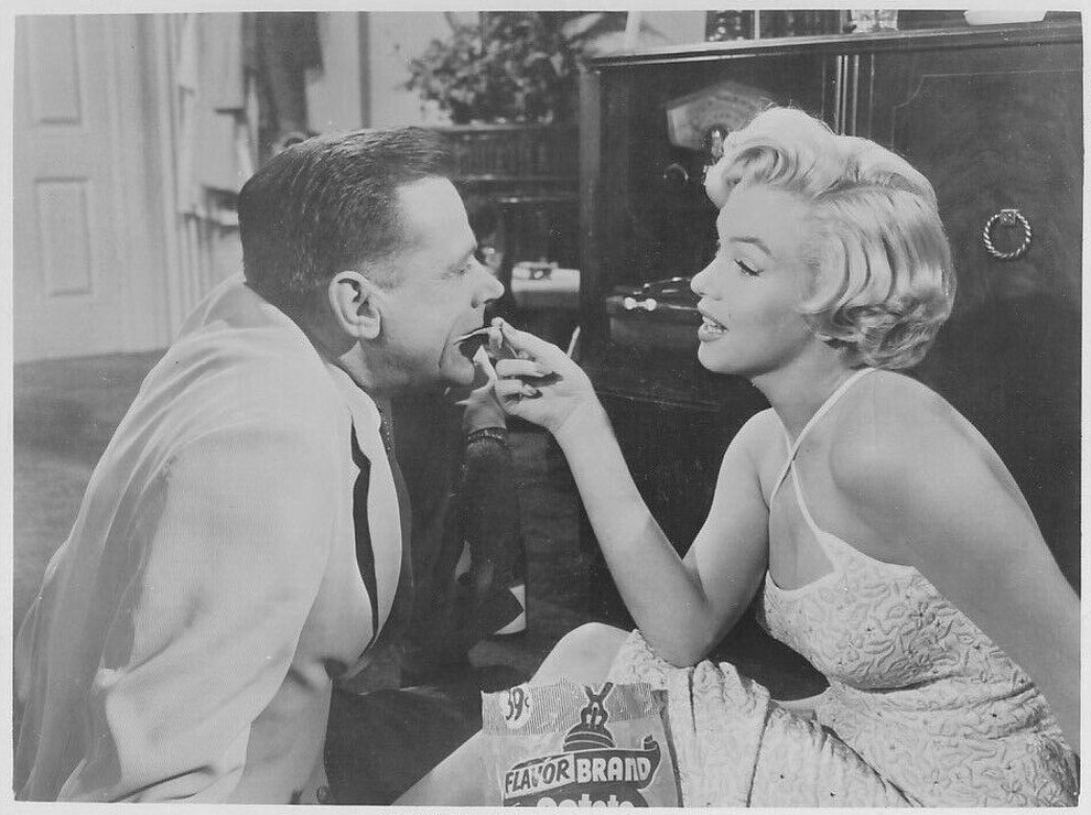 Tom Ewell, Marilyn Monroe