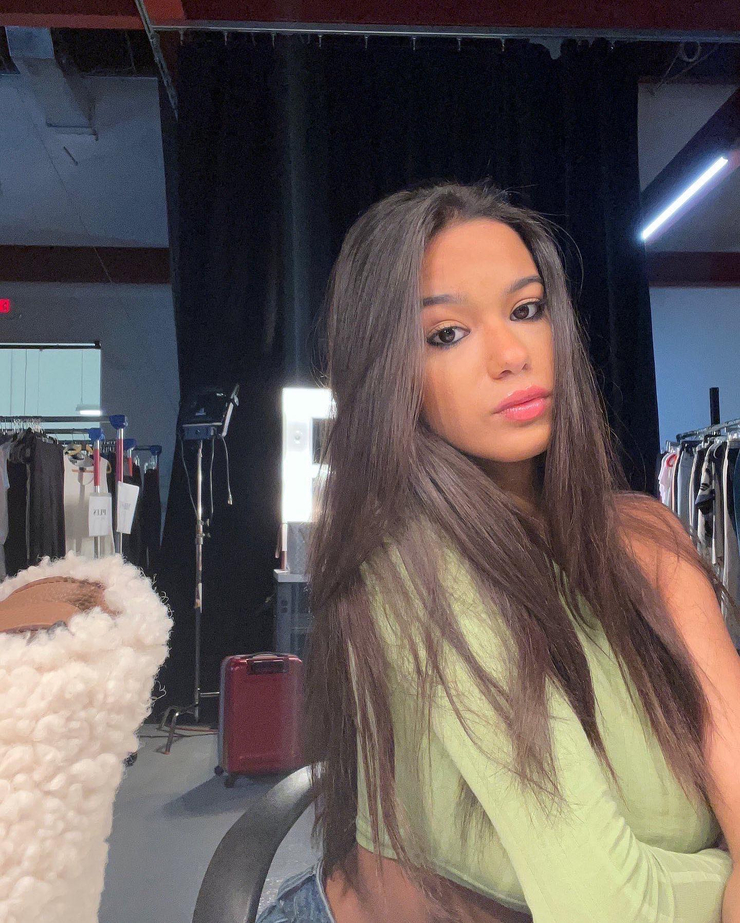 Picture of Lexus Bell