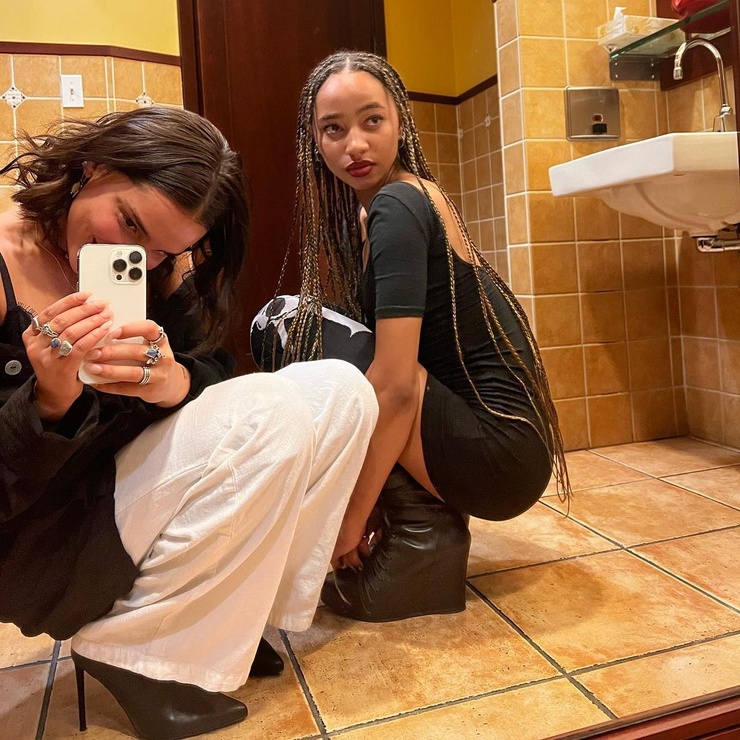 Picture of Inde Navarrette