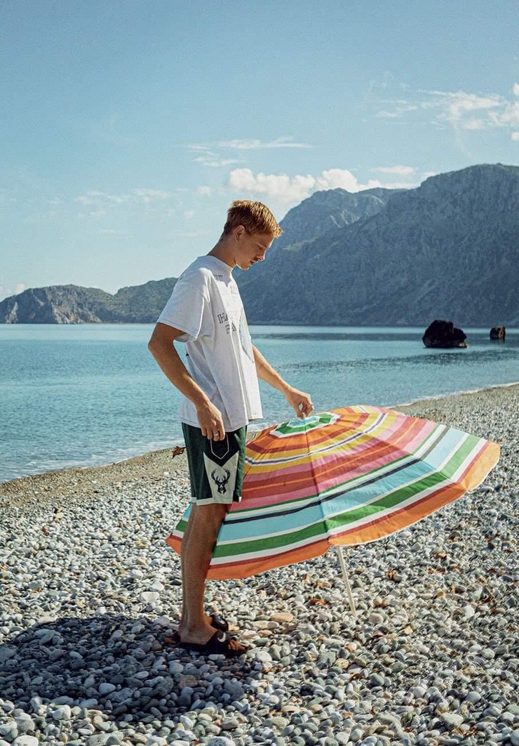 Harris Dickinson image