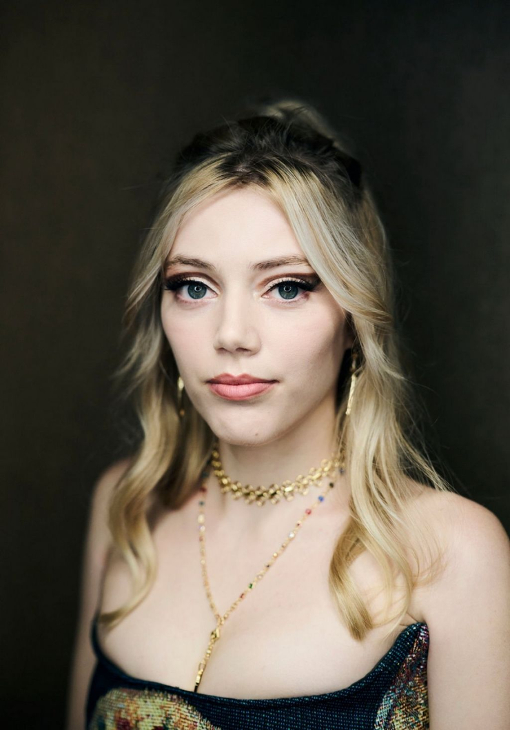 Picture of Grace Van Dien