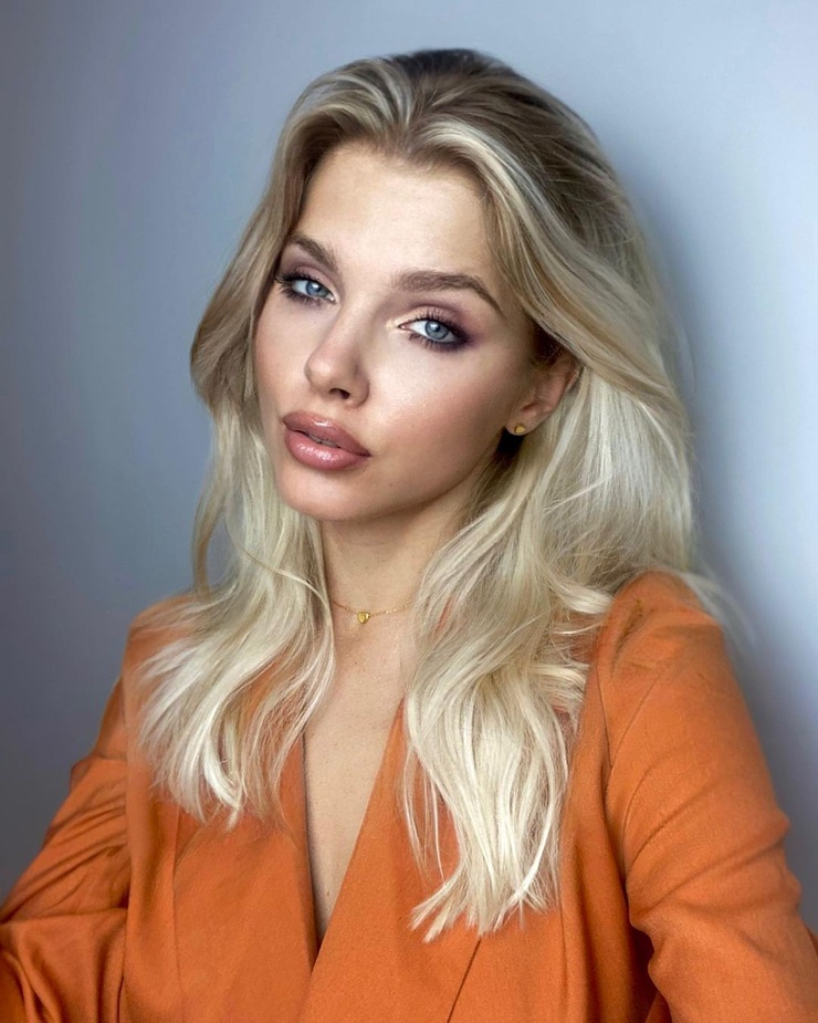 Angela Jurkowianiec image