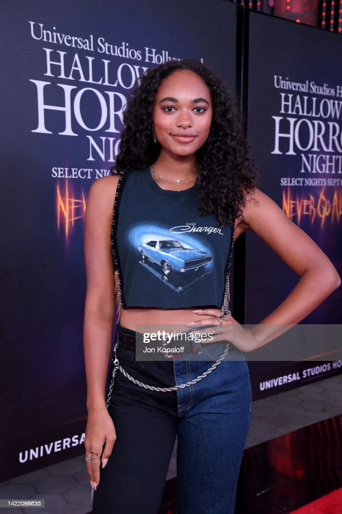 Picture of Chandler Kinney