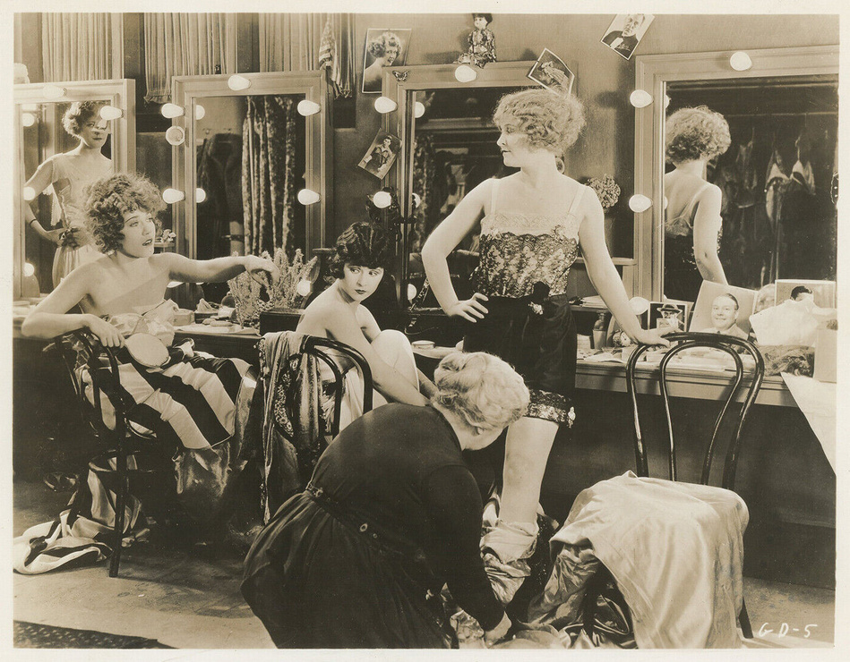 Gold Diggers of Broadway (1929)