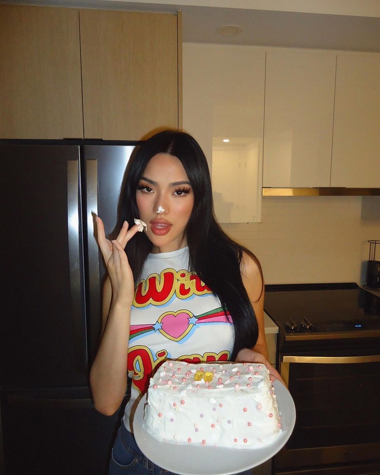 Picture of Amberly Xuan