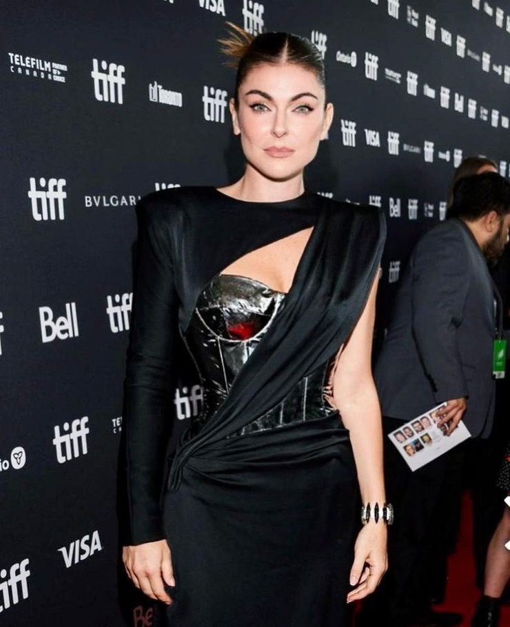 Picture of Serinda Swan