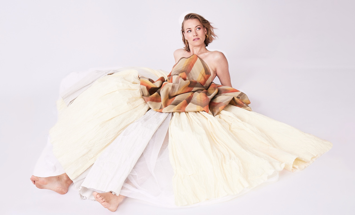 Picture of Yvonne Strahovski