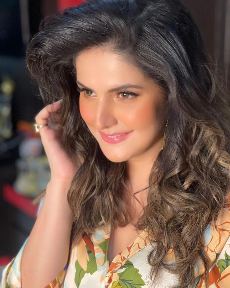 Picture of Zarine Khan
