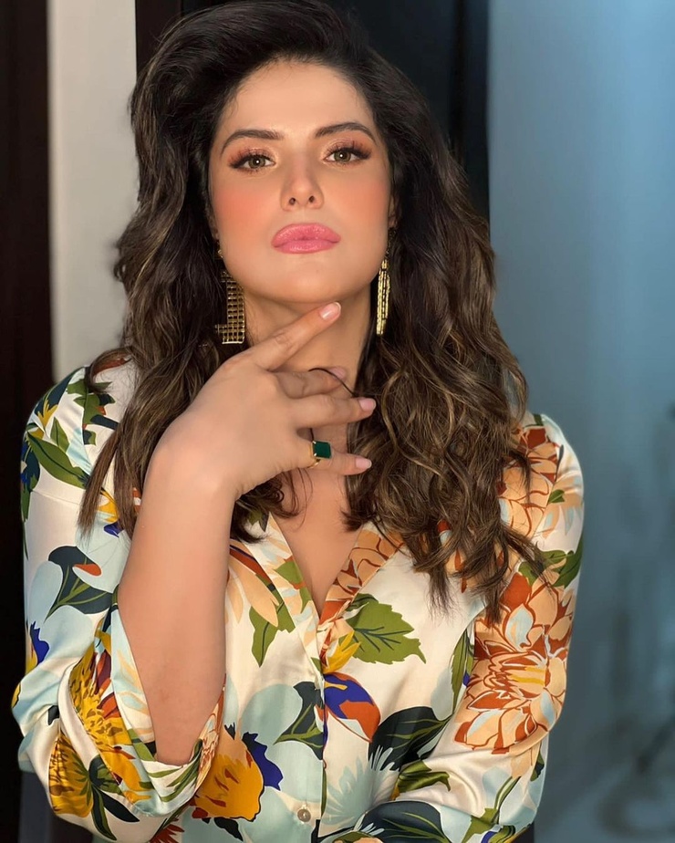 Picture of Zarine Khan