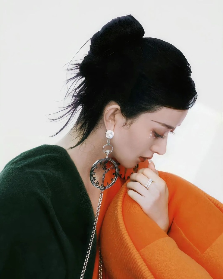 Picture of Liying Zhao