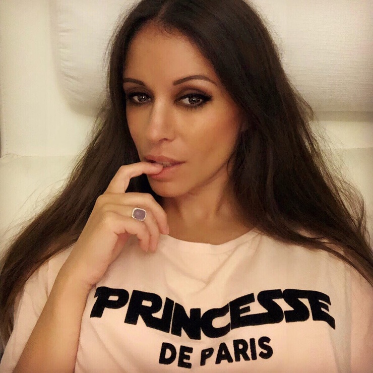 Picture of Angelique (model)