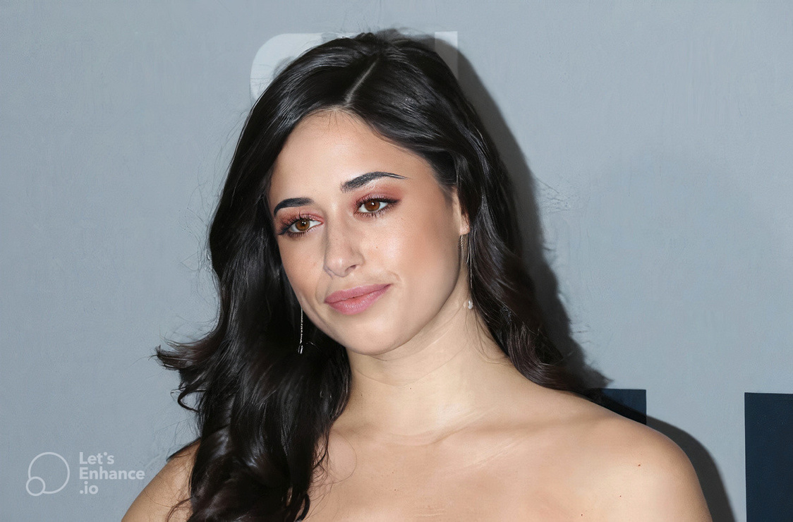 اطلالة سارين التونسي في افتتاح اسبوع الموضة بالمكس