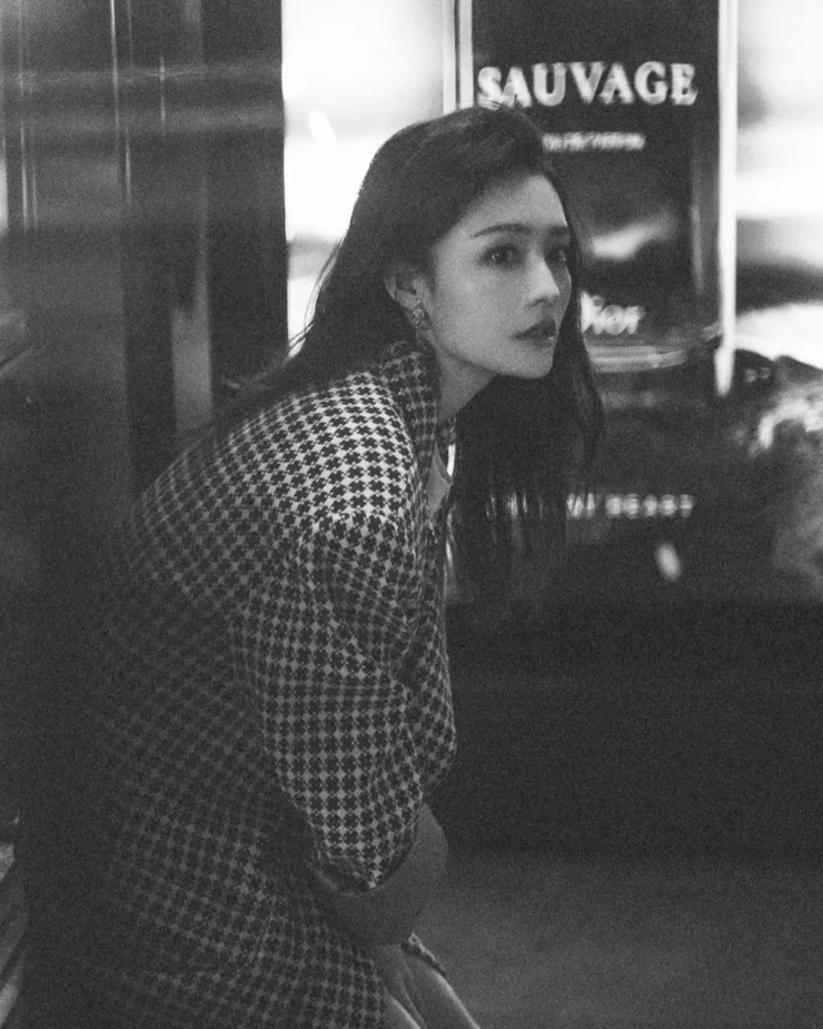 Image Of Qin Li