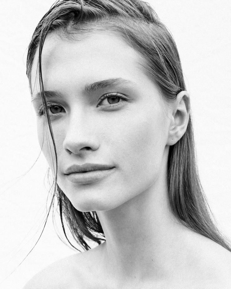 Picture of JULI PIETROWSKA