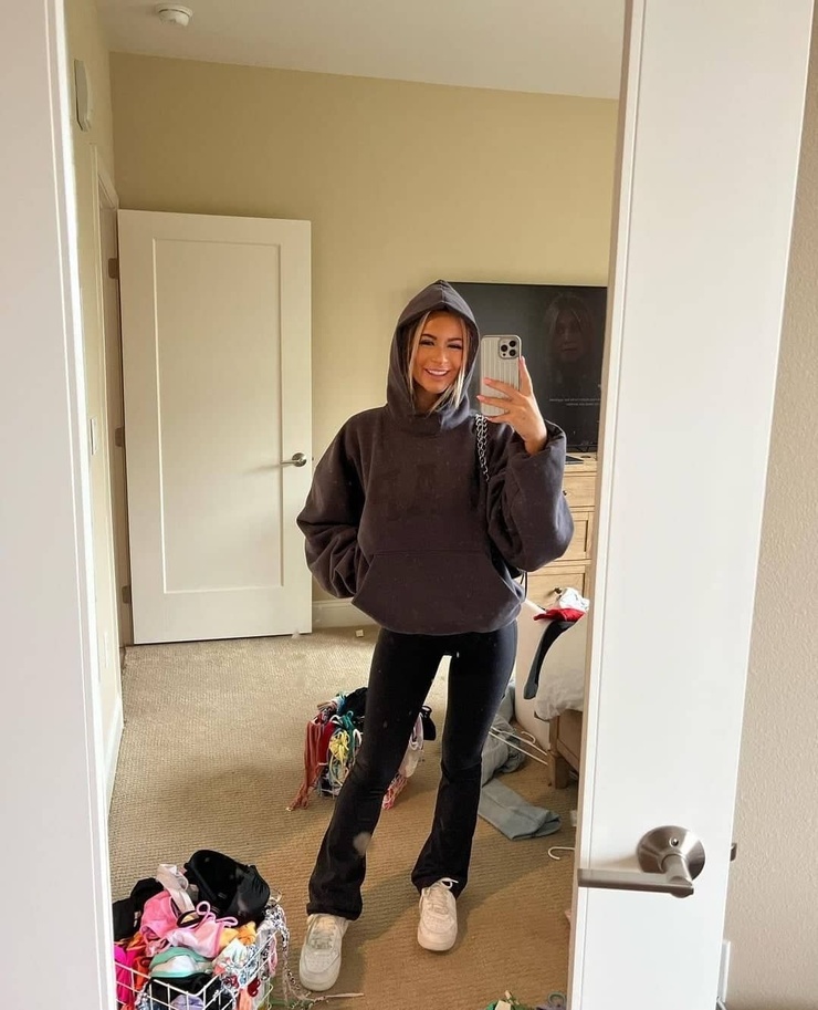 Image of Emily Elizabeth