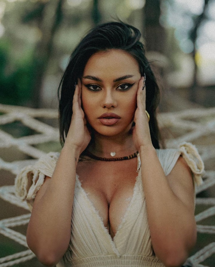 Picture of Doina Barbaneagra