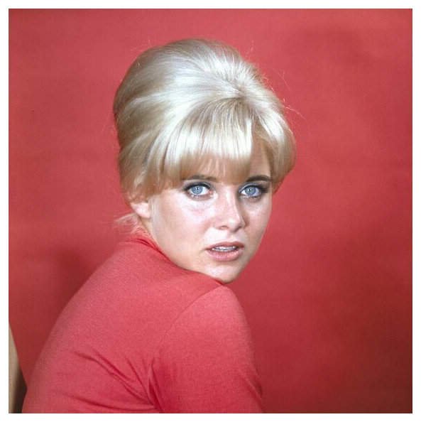 Sue Lyon