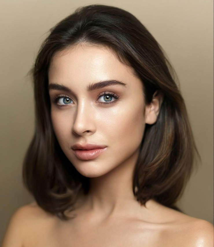 Picture of Claudia Bouza