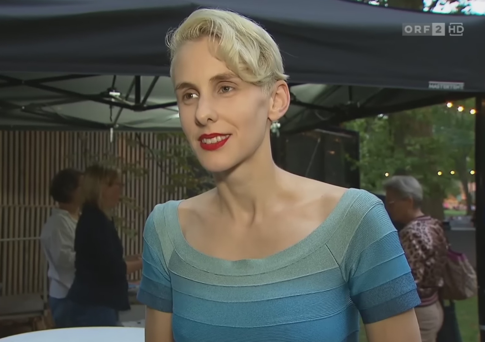 Picture of Lisa Eckhart