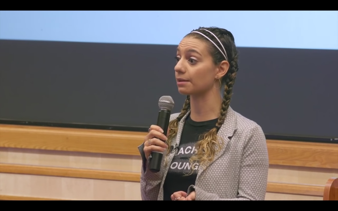 Picture of Liz Miele