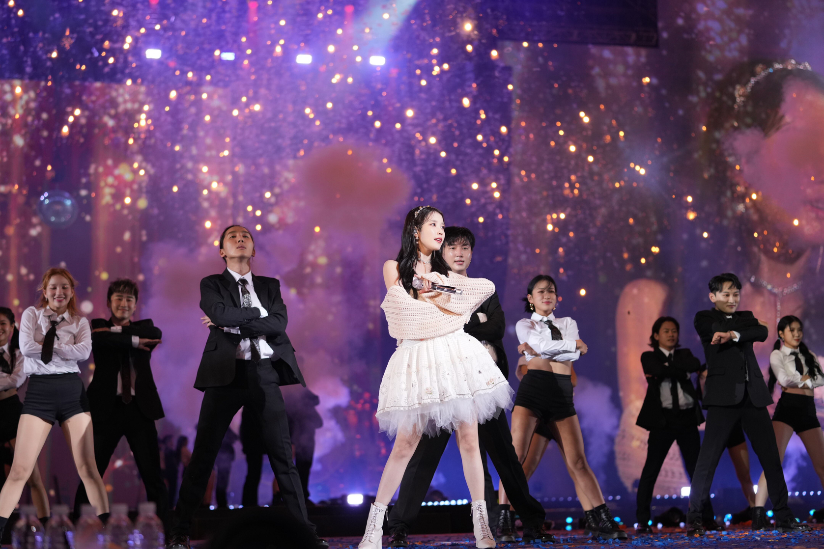 IU picture