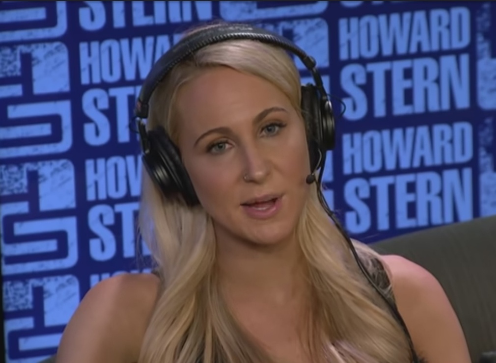 Picture of Nikki Glaser