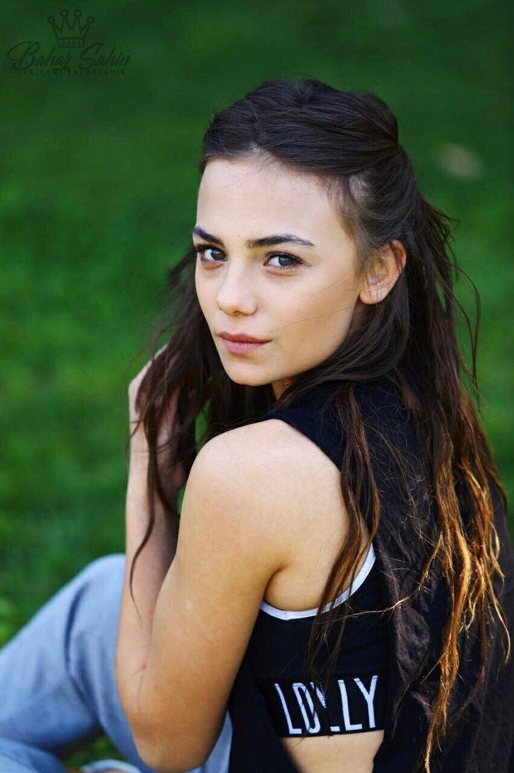 Bahar Şahin picture