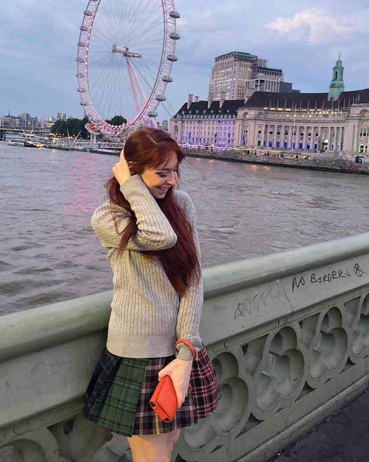 Lisa Foiles picture