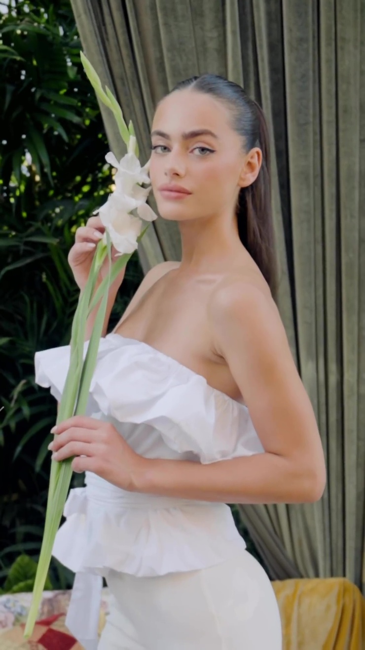 Image of Yael Shelbia